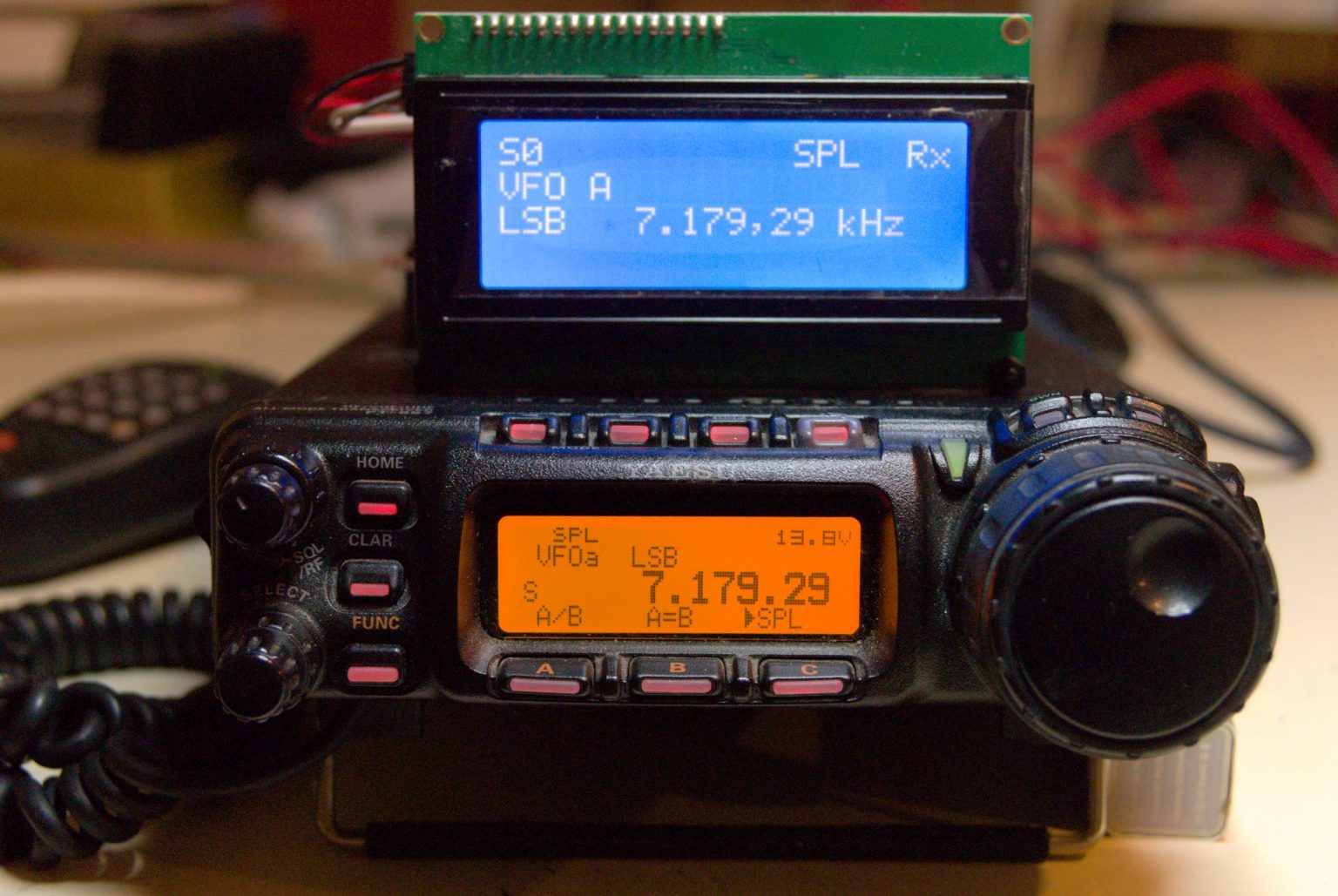 YAESU FT 857D Parameters Display With An Arduino F6CZV